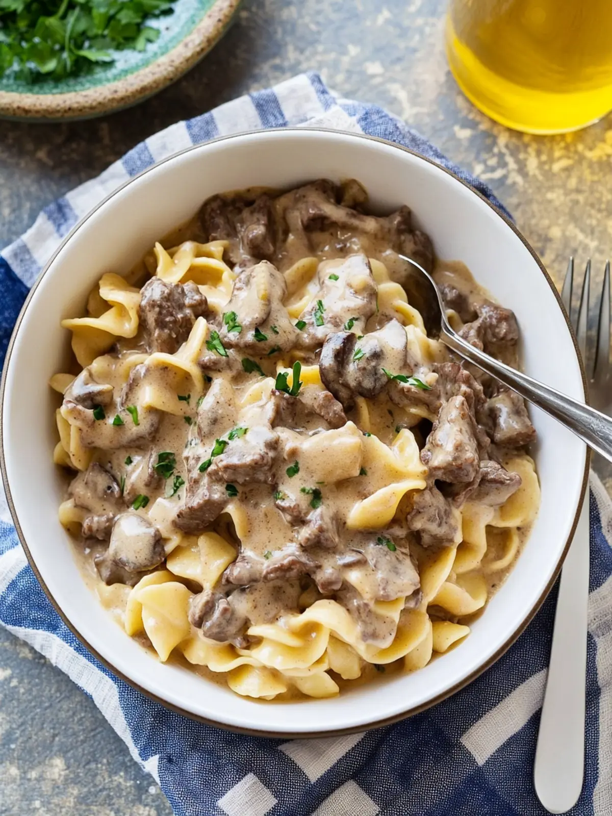 Ultimate Slow Cooker Beef Stroganoff – Delicious Comfort Food